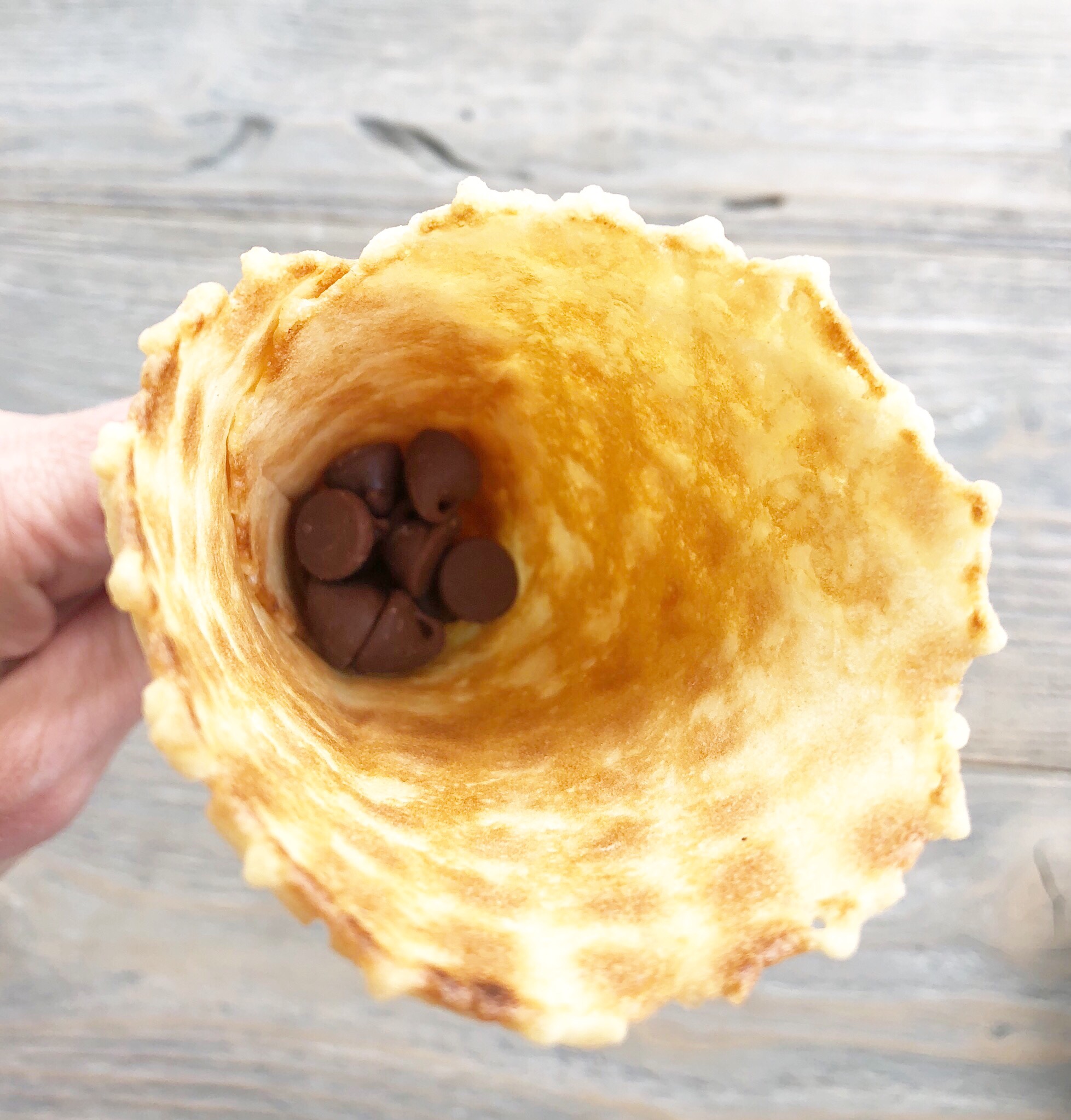 Campfire S’mores Cones - Stickers and Stilettos